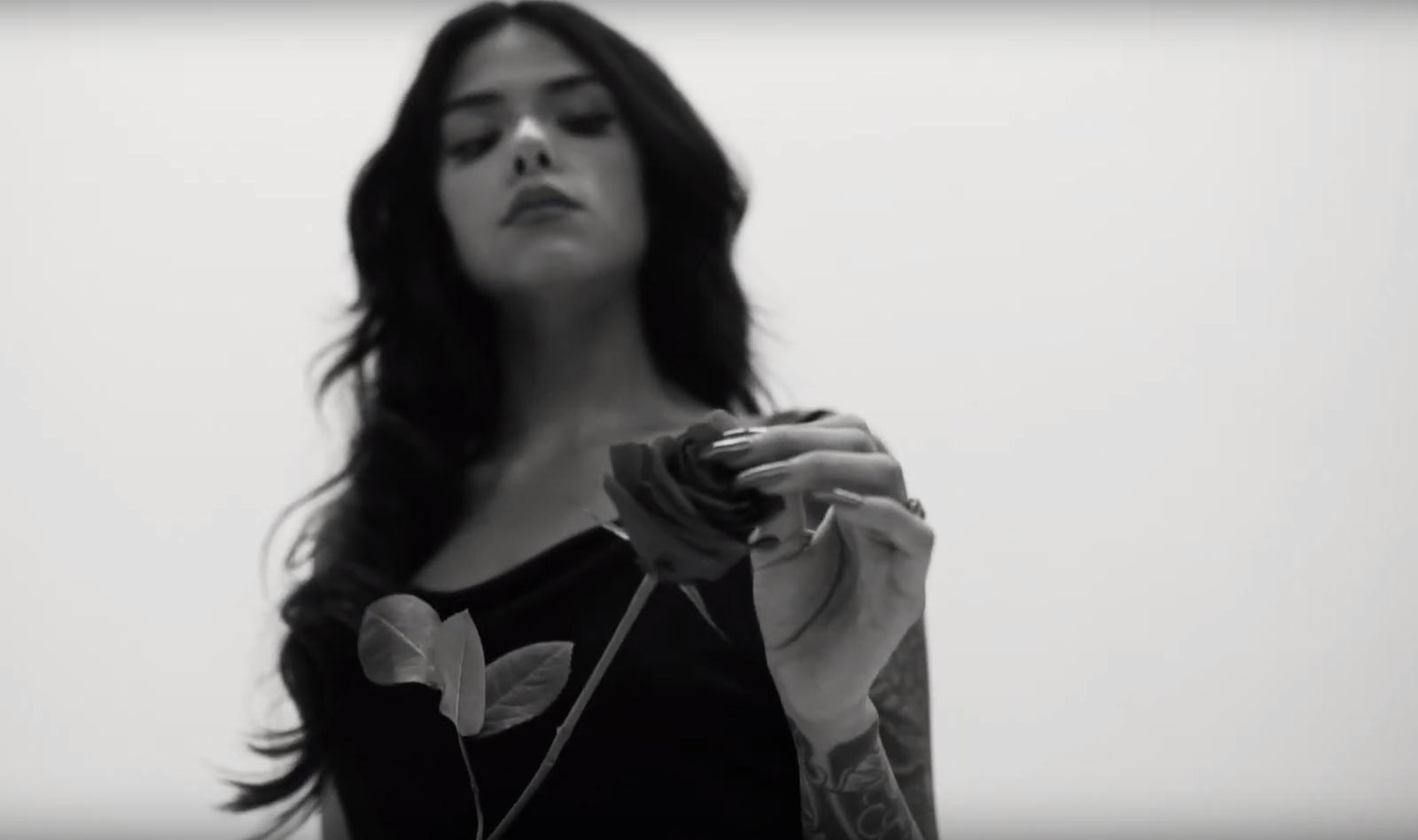Frenchy Valens - "Pretty Lil Liar" e-Video - buy now from Thump Records